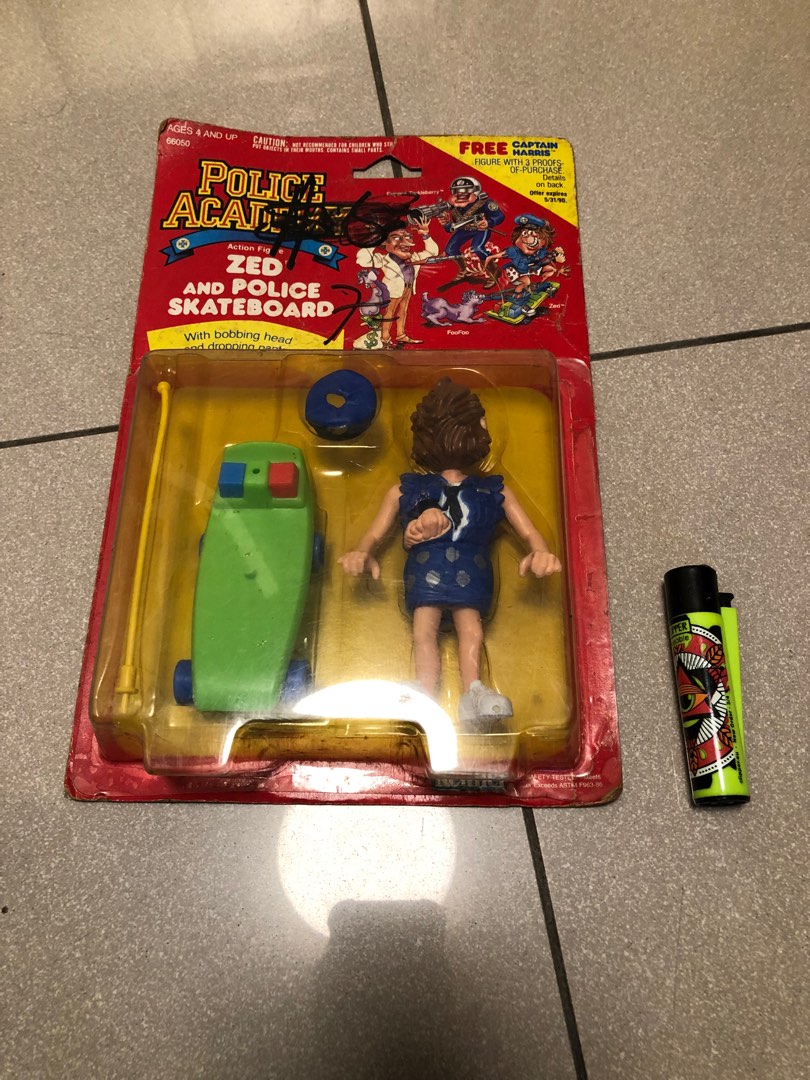 學警出更 1988 年 Police Academy 1988 ZED McGLUNK skateboard cop kenner ...