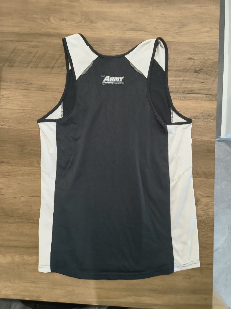 Armour Army Singlet, Men's Fashion, Activewear on Carousell