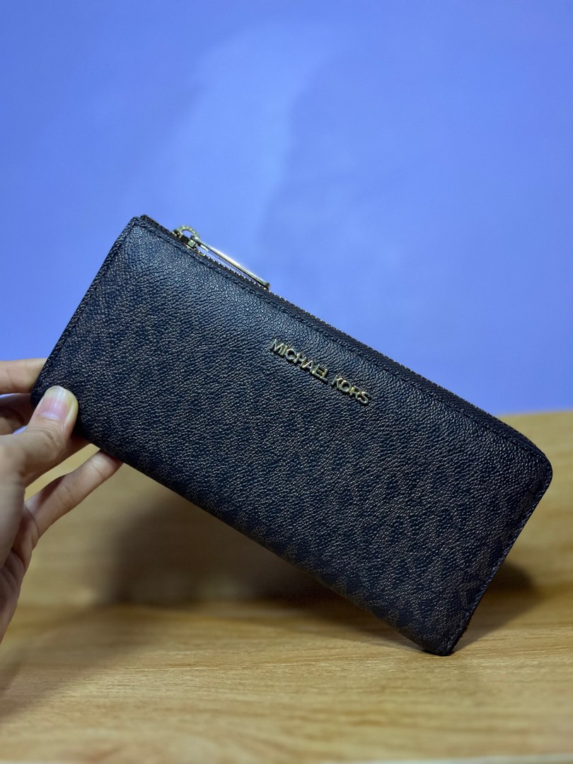 Authentic prelove MK long wallet, Women's Fashion, Bags & Wallets ...