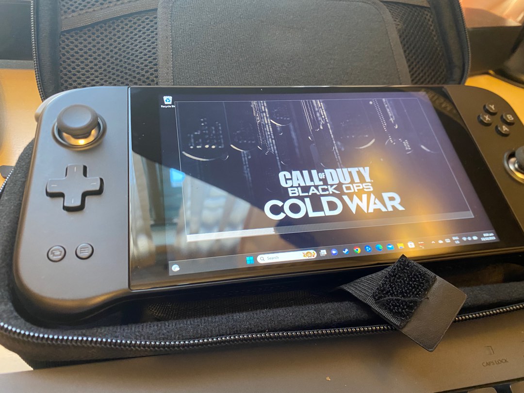 Aya Neo Next with 32GB RAM and AMD Ryzen 7 5825U Processor, Computers ...