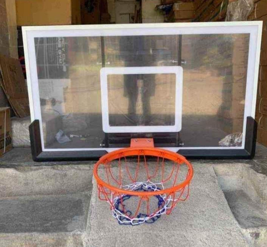 Basketball board with ring, Sports Equipment, Exercise & Fitness ...