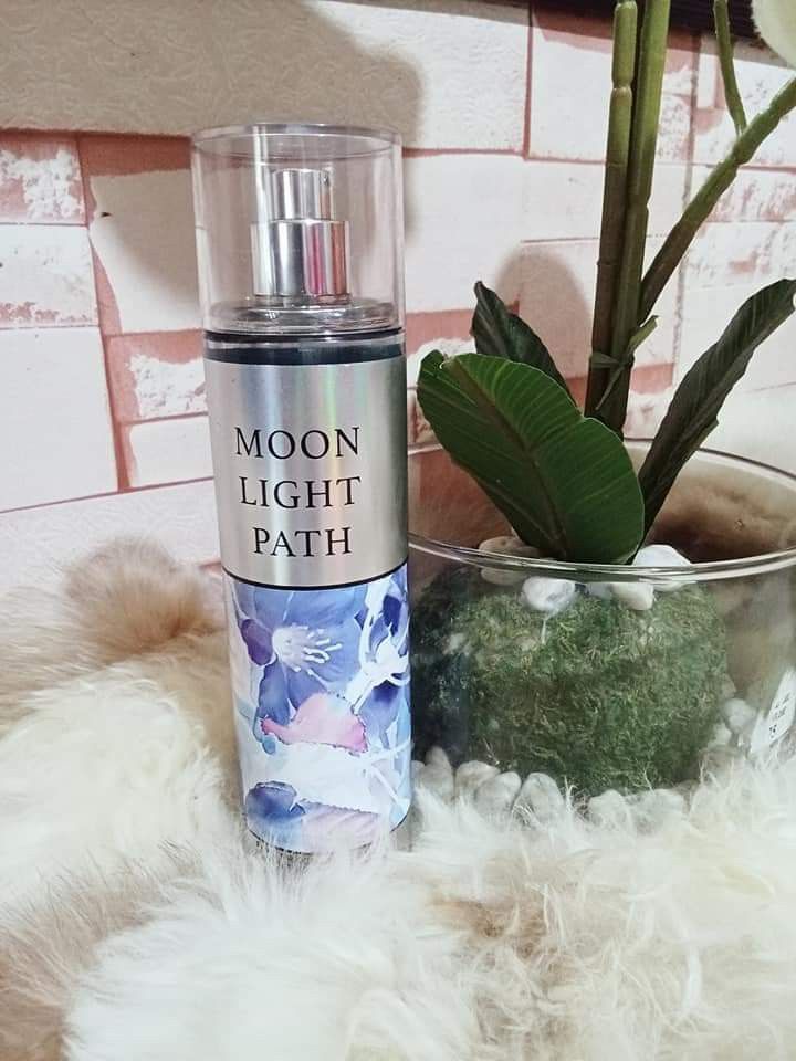 Bath & Body Works Mist: Moonlight Path, Beauty & Personal Care ...