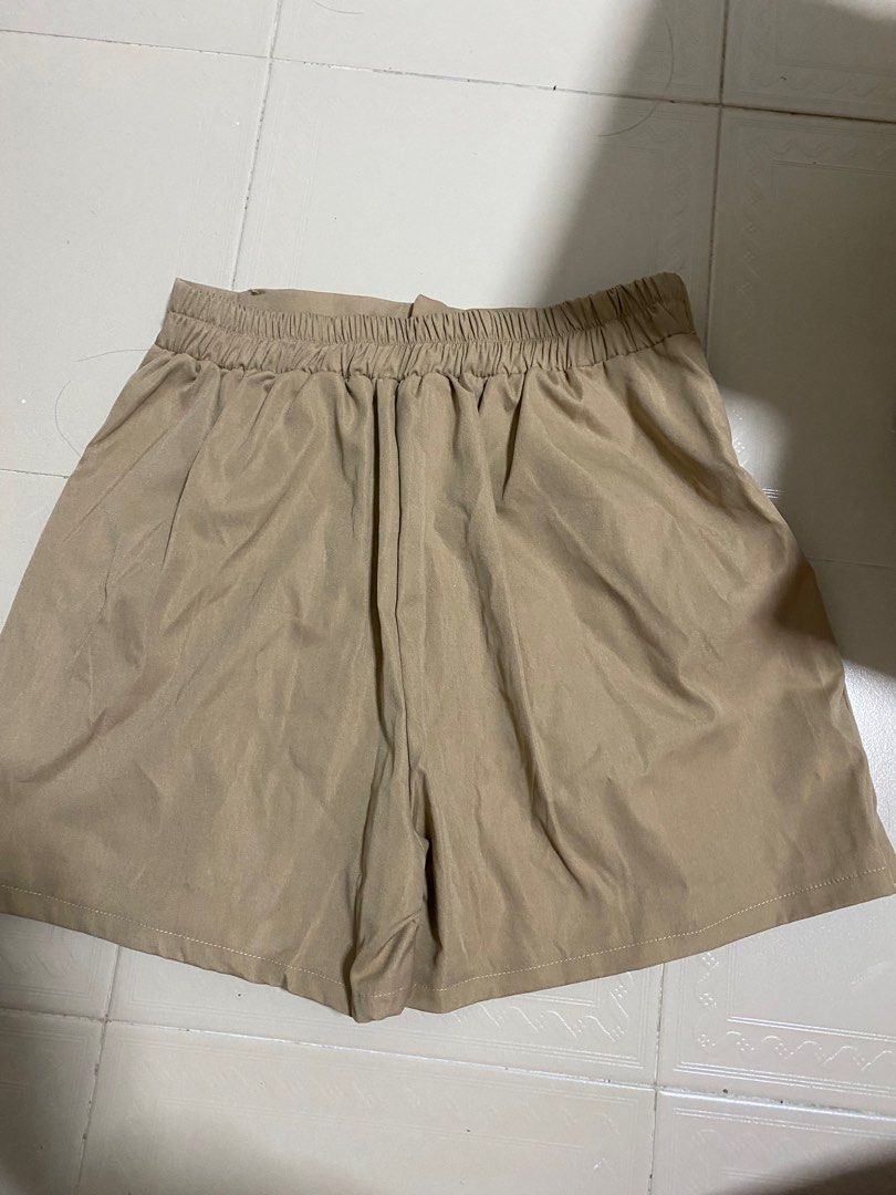 Beige Skorts, Women's Fashion, Bottoms, Skirts on Carousell