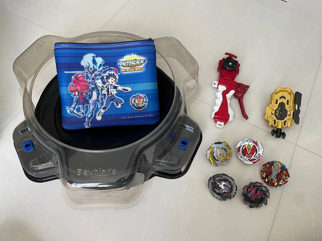 Beyblade set, Hobbies & Toys, Toys & Games on Carousell