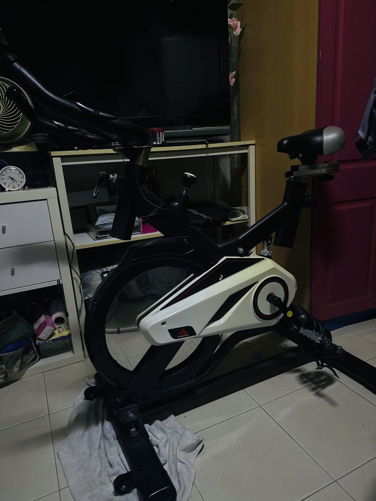 Bicycle machine, Sports Equipment, Exercise & Fitness, Cardio & Fitness ...