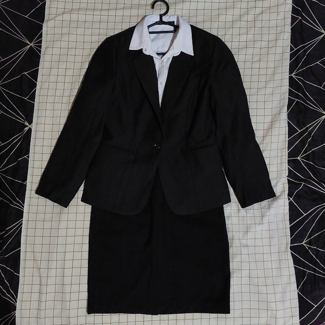 Black Corporate / Business Attire Set (Formal), Women's Fashion, Coats ...
