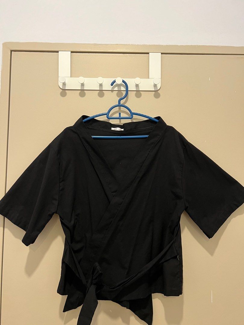 Black Japanese style top, Women's Fashion, Tops, Blouses on Carousell
