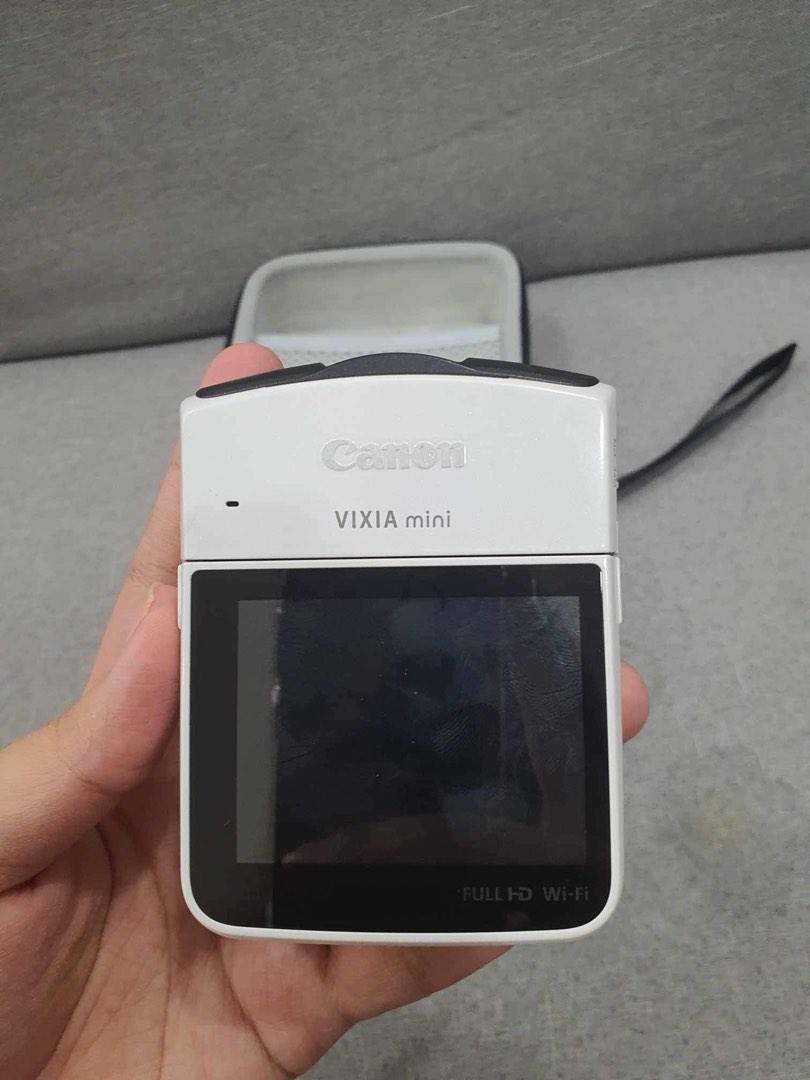 canon vixia, Photography, Cameras on Carousell