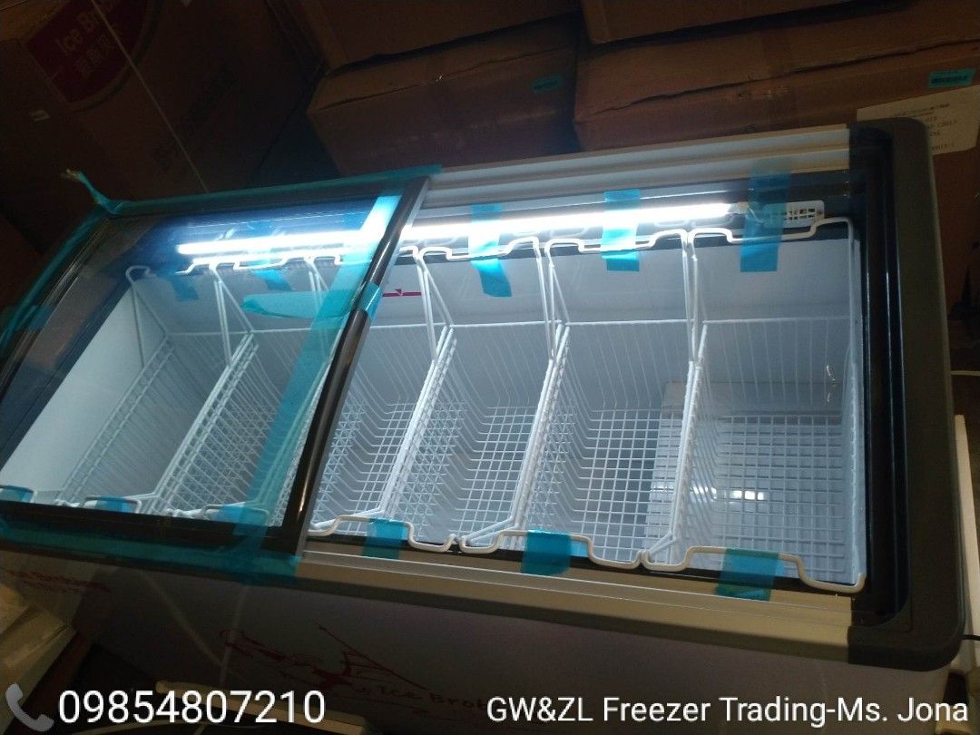 Chest type freezer Glass top freezer Island Freezer Seafoods Display ...