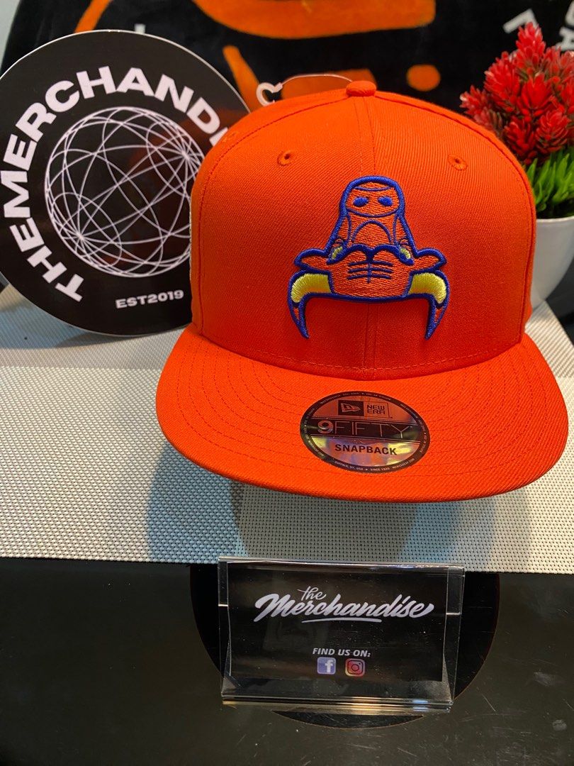 Chicago Bulls inverted logo snapback, Men's Fashion, Watches ...