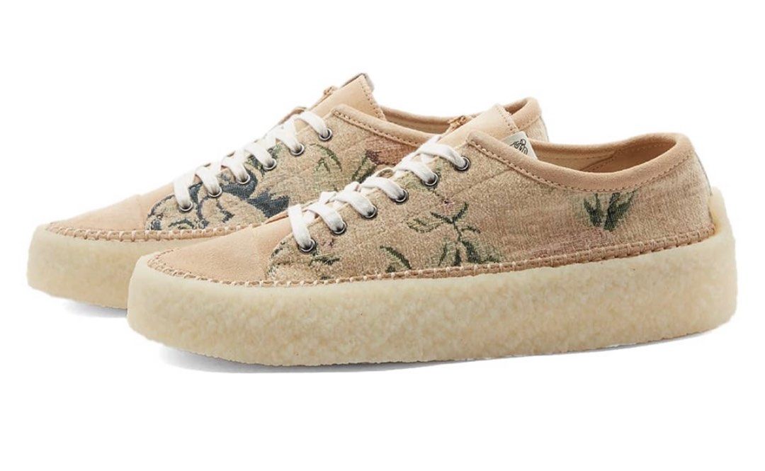 Clarks Originals Caravan Low, Luxury, Sneakers & Footwear on Carousell
