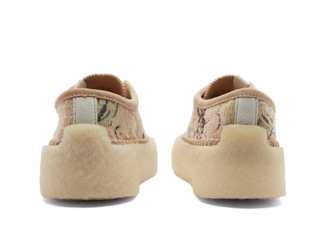 Clarks Originals Caravan Low, Luxury, Sneakers & Footwear on Carousell