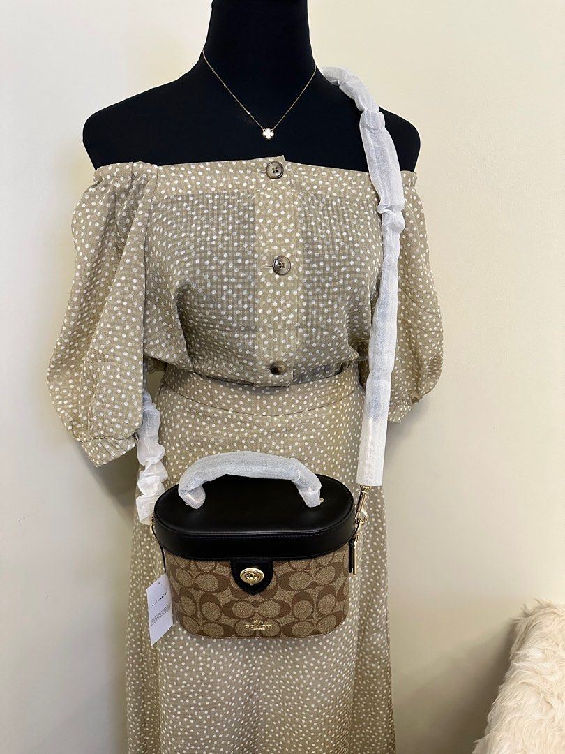 Coach Kay Xbody Bag, Women's Fashion, Bags & Wallets, Cross-body Bags ...