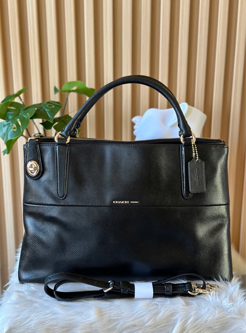 Coach Lock Borough, Luxury, Bags & Wallets on Carousell