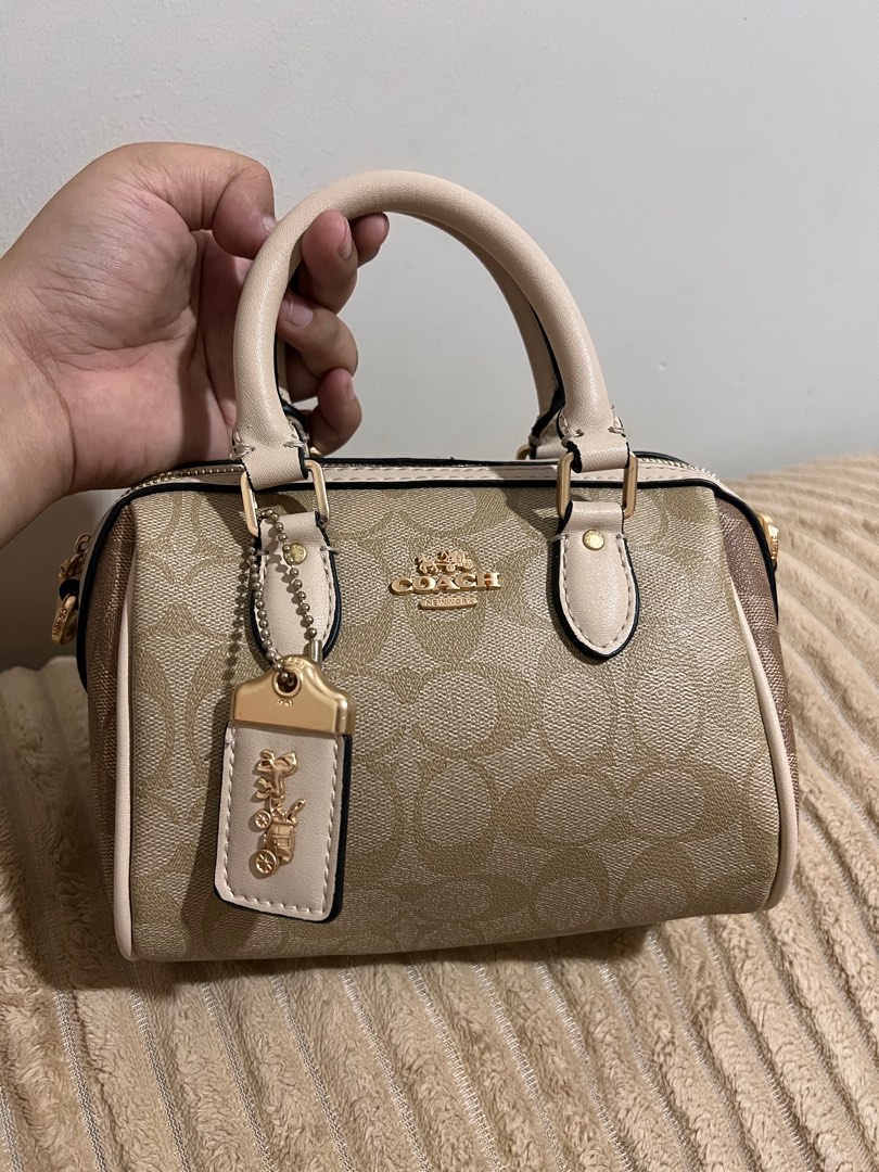 COACH MICRO SLING BAG, Luxury, Bags & Wallets on Carousell