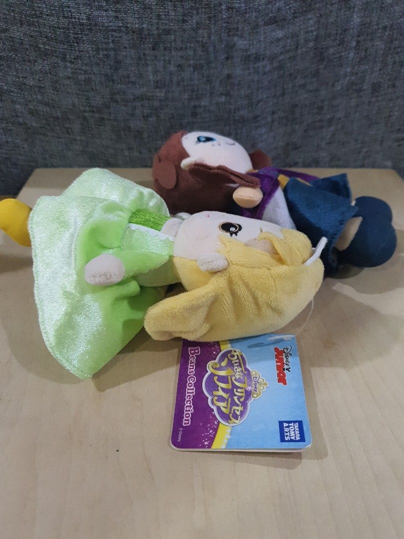 Disney Princess Sofia the First and Anna plush pair 19cm, Hobbies ...