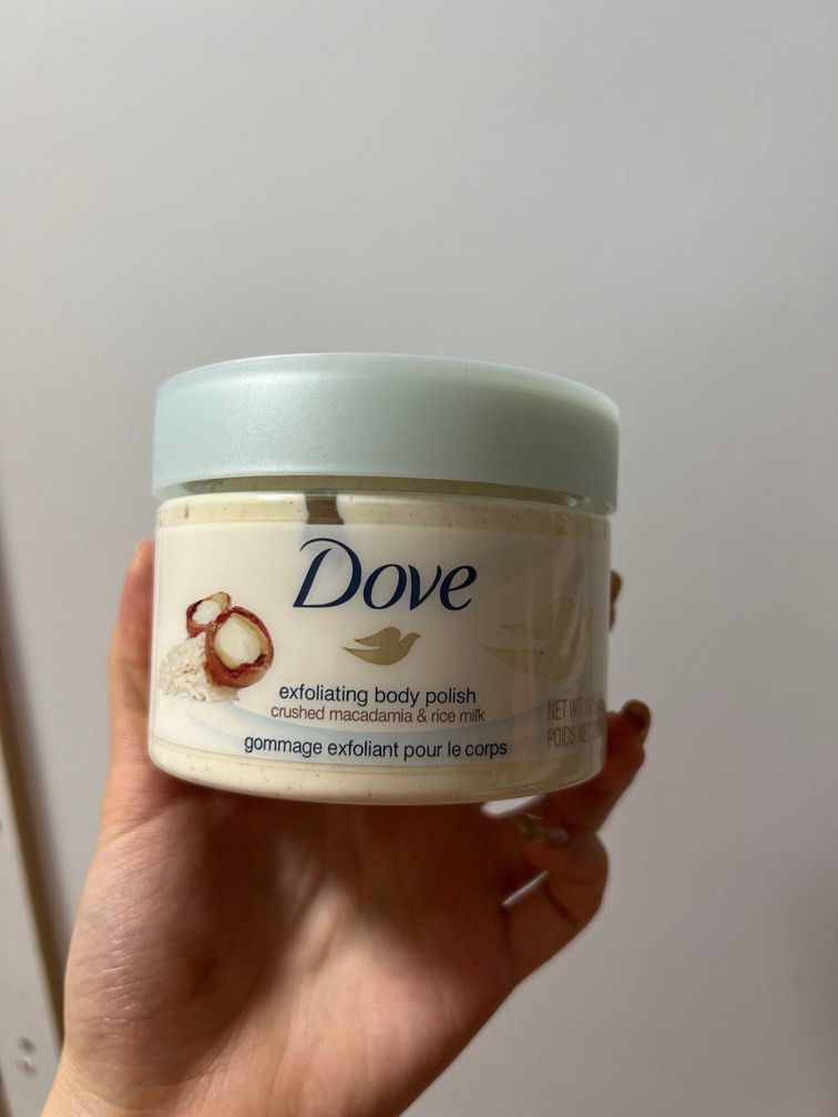 Dove body scrub, Beauty & Personal Care, Bath & Body, Bath on Carousell