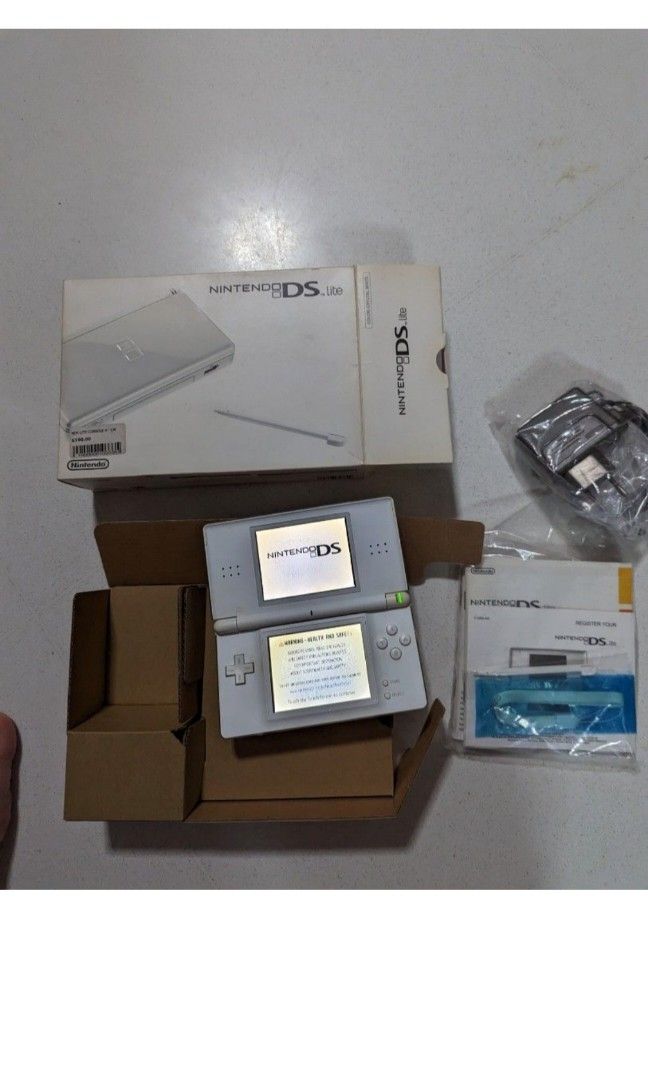 DS console life boxes with manuals, Video Gaming, Video Game Consoles ...