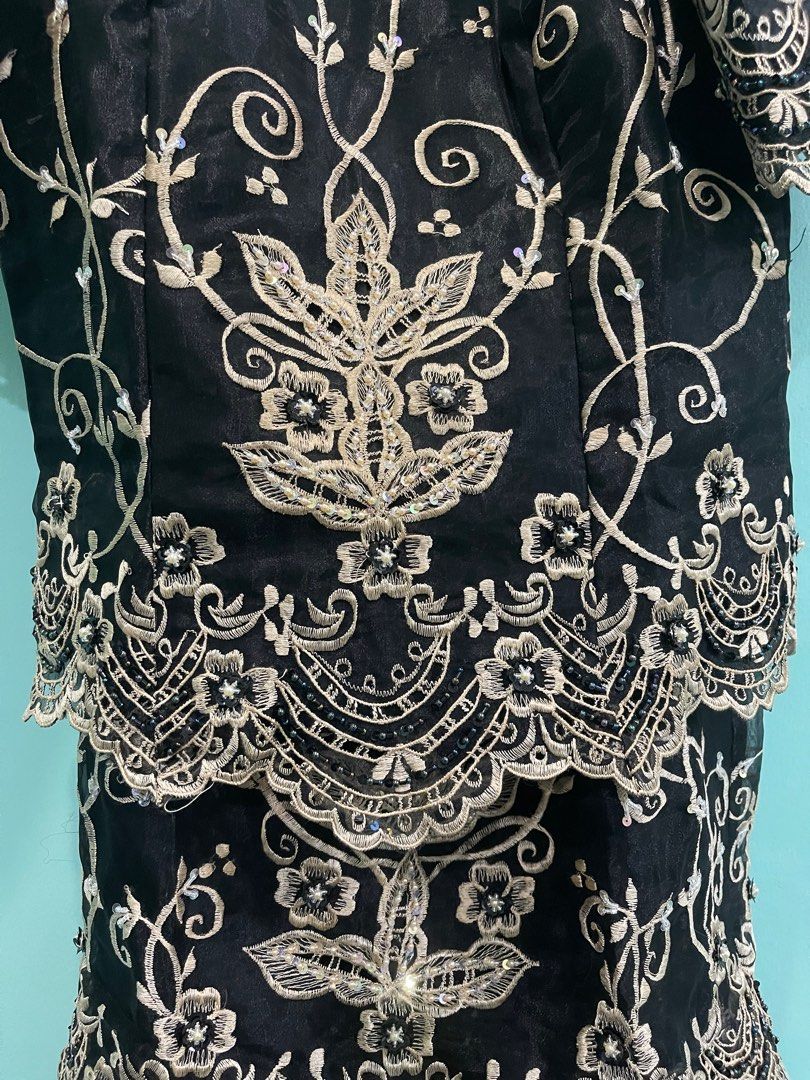Filipiniana Tygie Martha Blouse & Skirt, Women's Fashion, Dresses ...