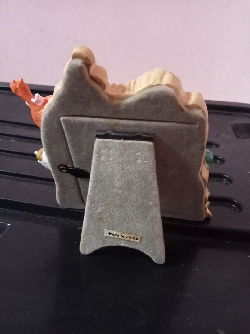 Flintstones frame, Hobbies & Toys, Toys & Games on Carousell