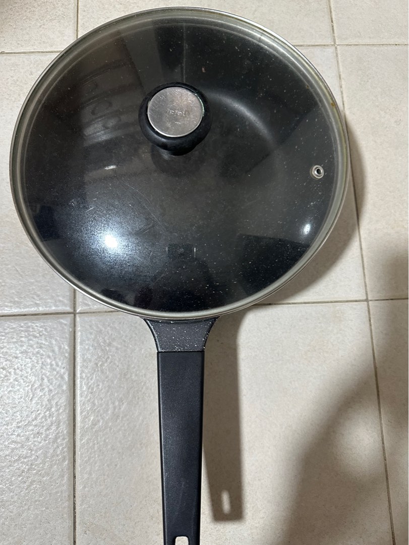 Frying Pan and Cover, Furniture & Home Living, Kitchenware & Tableware ...