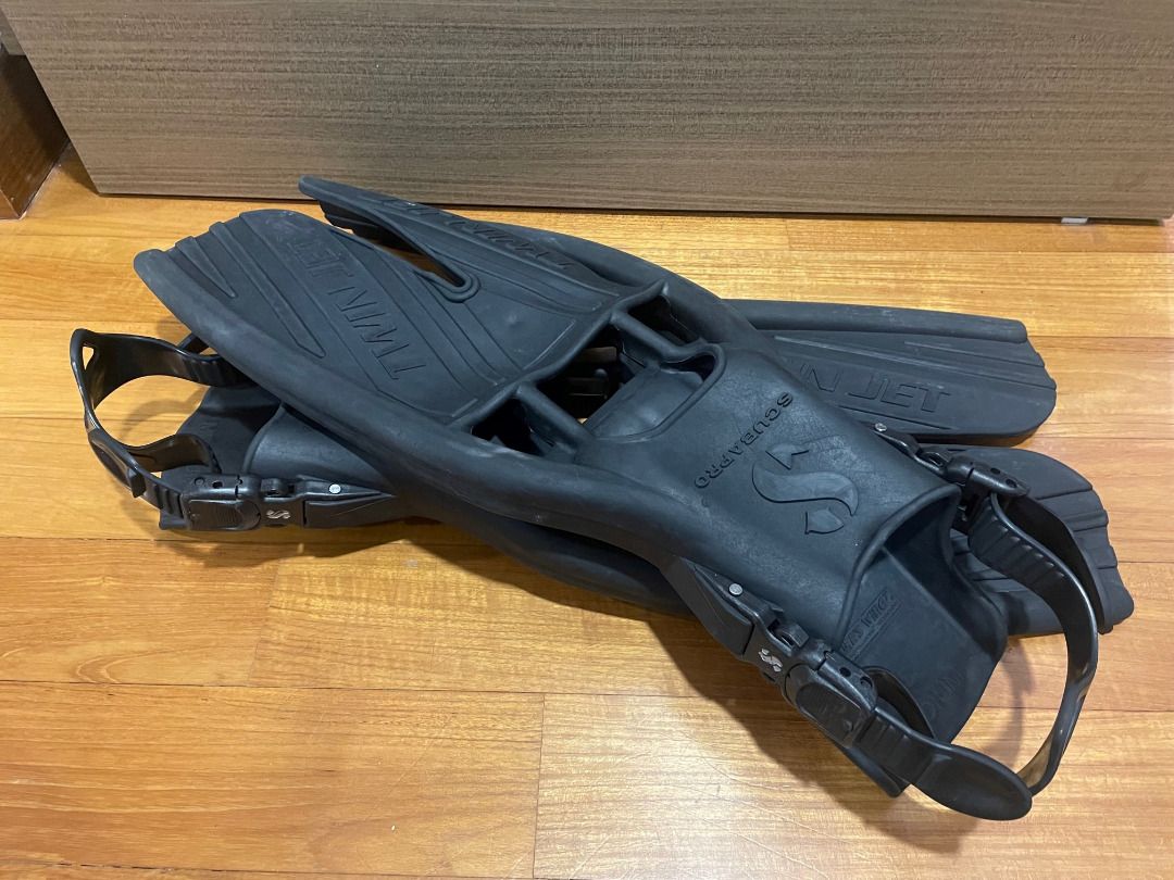 FS: ScubaPro Uwatec Aladin Prime Dive Computer Ladies Dive Wetsuit TEK ...