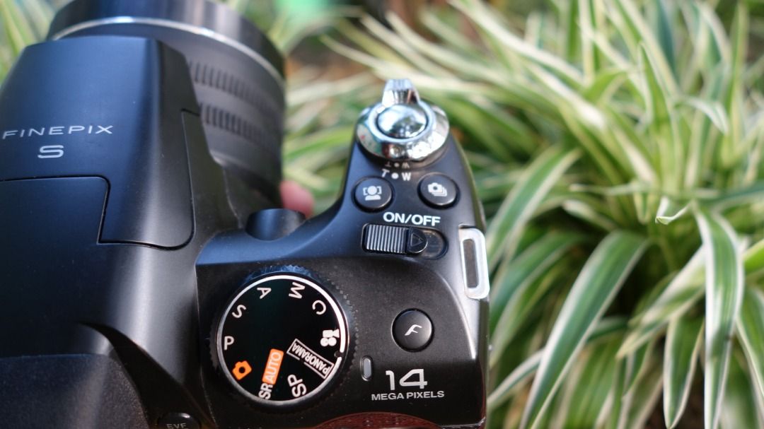 FUJIFILM FINEPIX S 4500, Photography, Cameras on Carousell