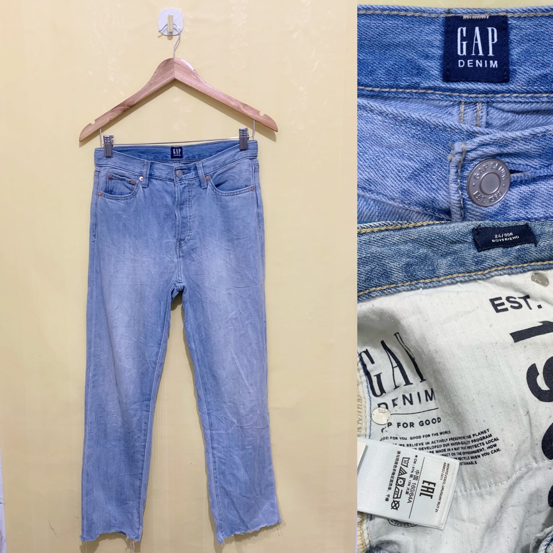 Gap soft boyfriend jeans, Women's Fashion, Bottoms, Jeans on Carousell