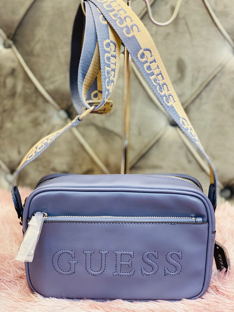 Guess Camera bag, Women's Fashion, Bags & Wallets, Cross-body Bags on ...
