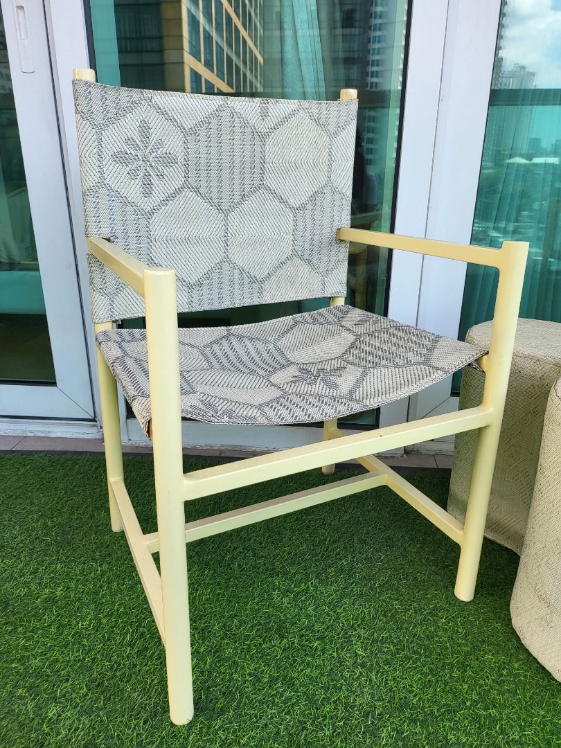 Halo Halo Home Director's chair & Squiggly ottoman set, Furniture ...