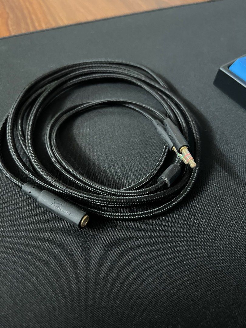 Headphone splitter, Audio, Headphones & Headsets on Carousell