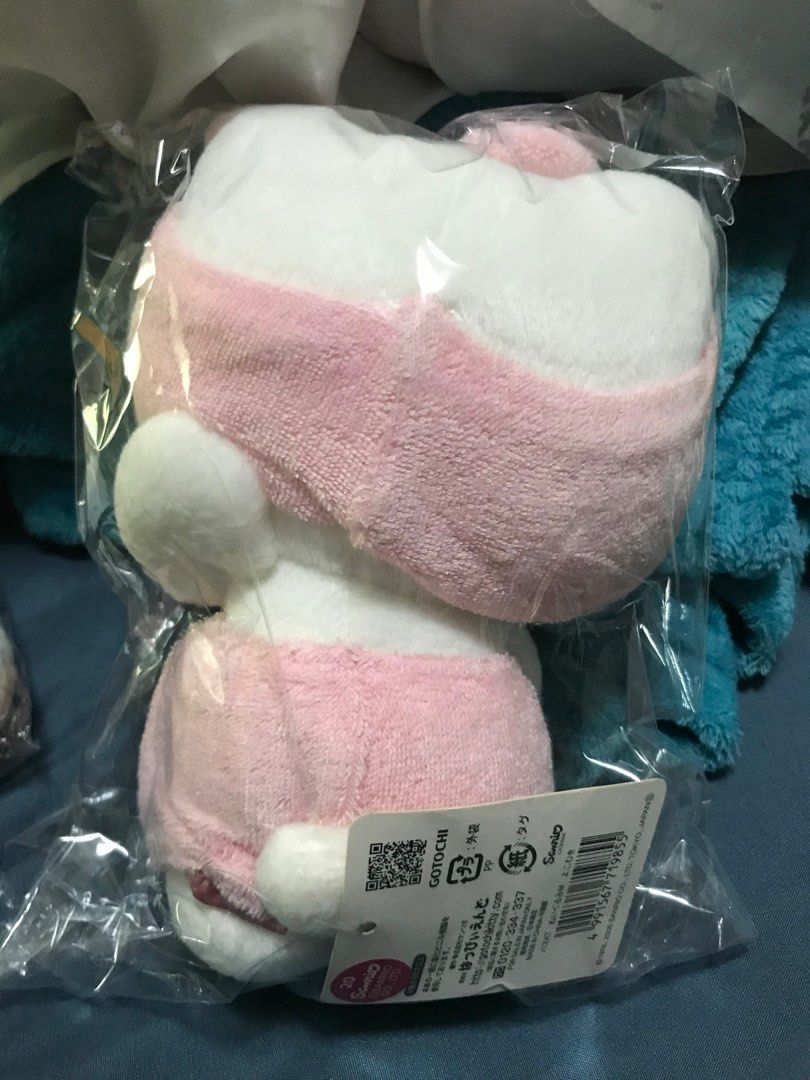 Hello Kitty Fresh from Shower, Hobbies & Toys, Toys & Games on Carousell