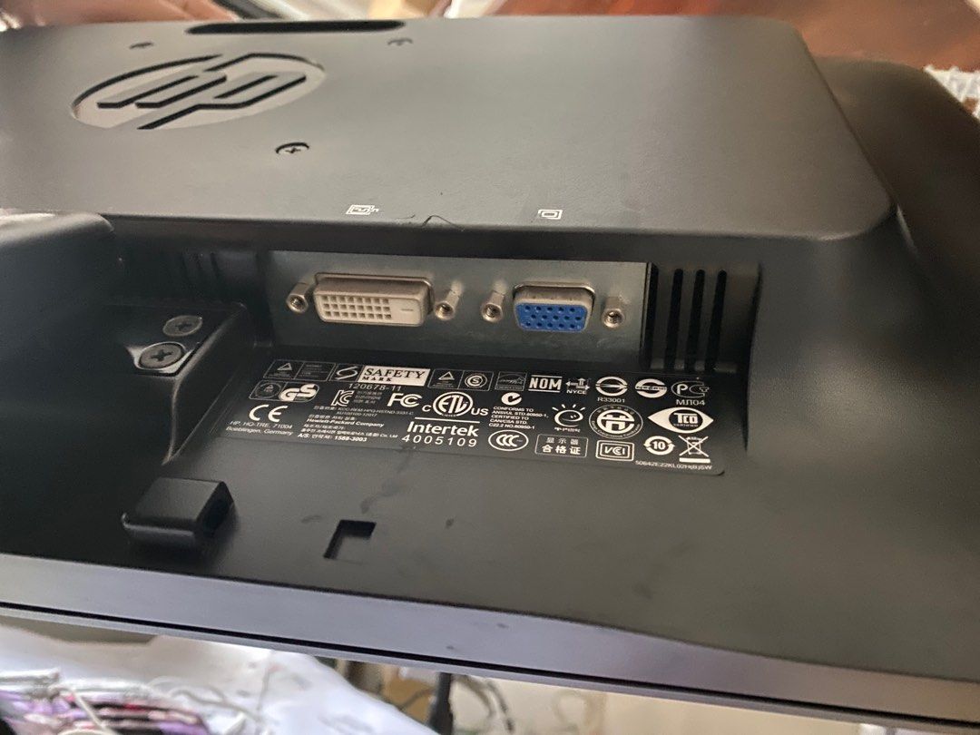 HP Monitor VGA, Computers & Tech, Desktops on Carousell