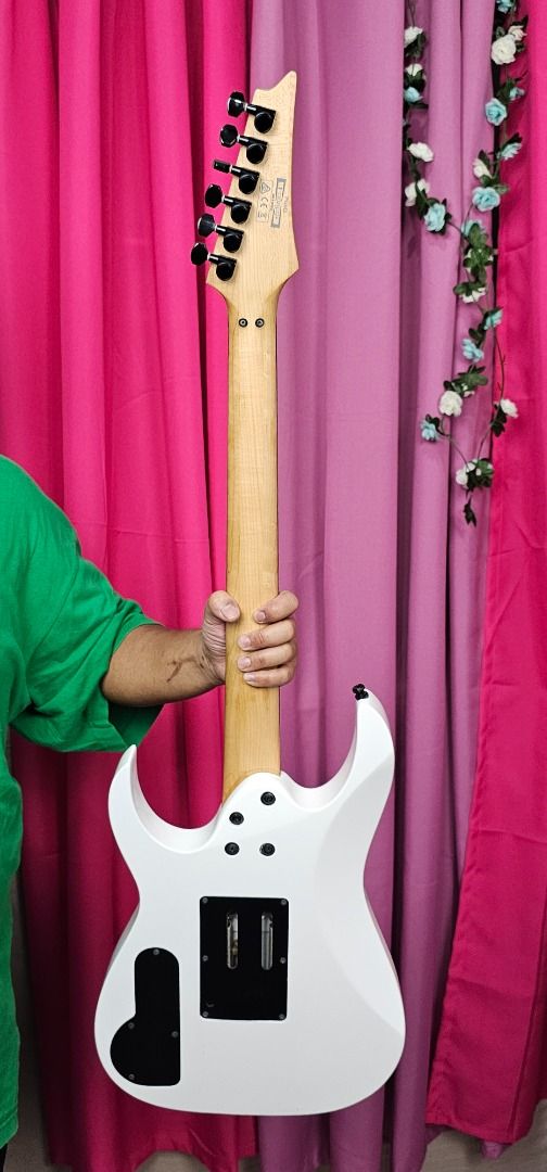 Ibanez PGM3 Paul Gilbert Signature with Trem Stabilizer, Case and Strap ...