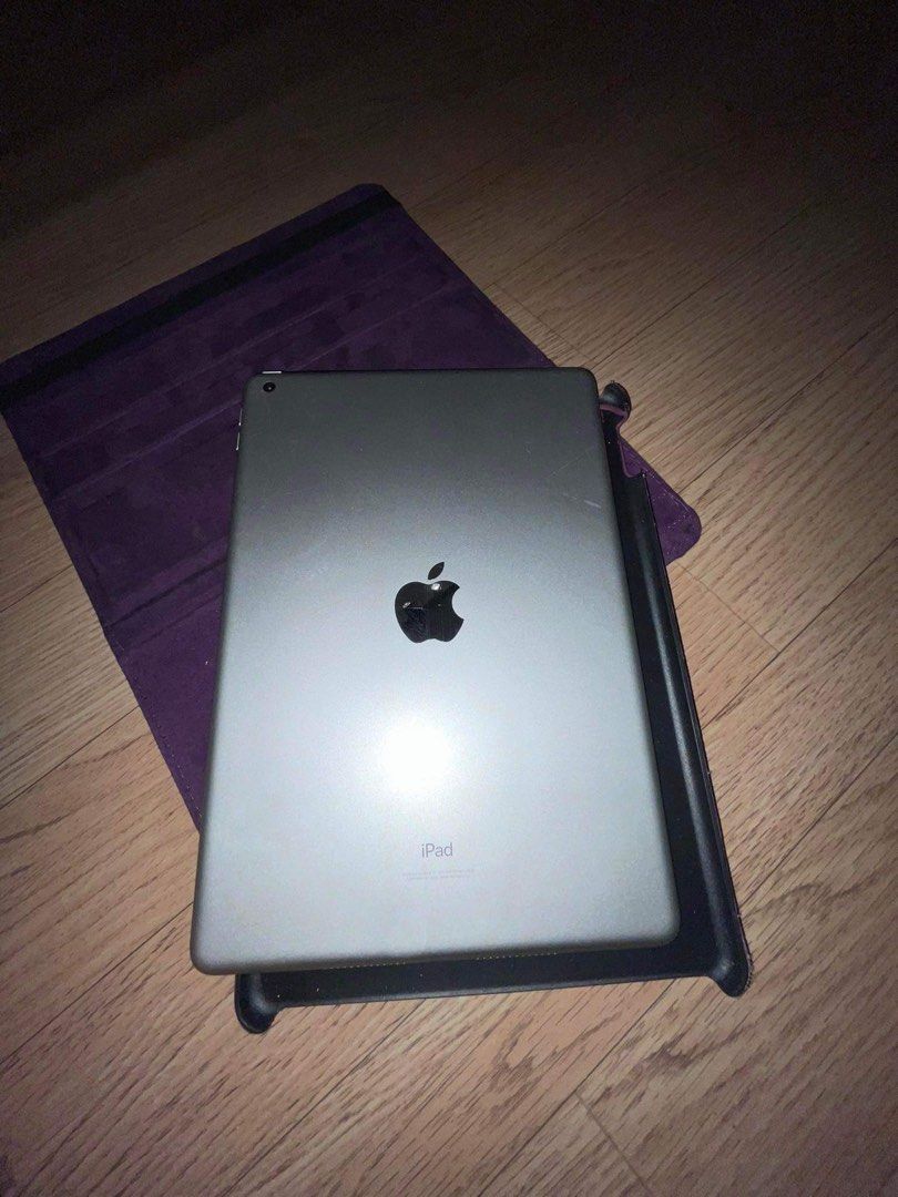Ipad 9th gen 256 gb with box and charger, Mobile Phones & Gadgets ...