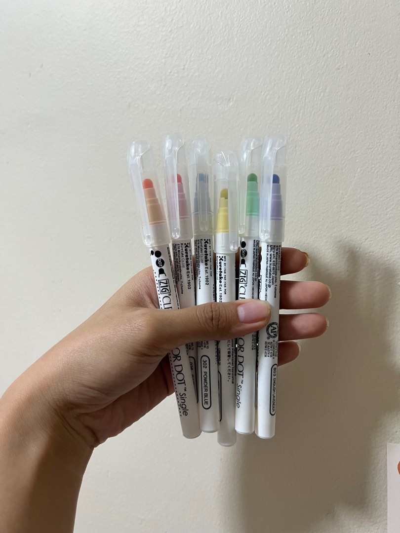 Kuretake Zig Dot markers (set of 6), Hobbies & Toys, Stationery & Craft ...
