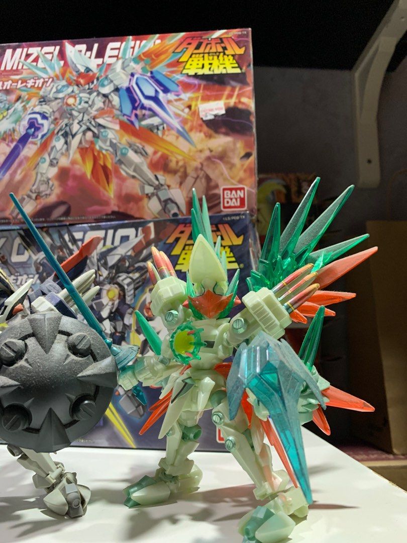 LBX BANDAI DANBALL SENKI ZEUS, SIGMA ORBIS, ACHILLES D9, O-LEGION & MIZEL O-LEGION MODEL KIT ...