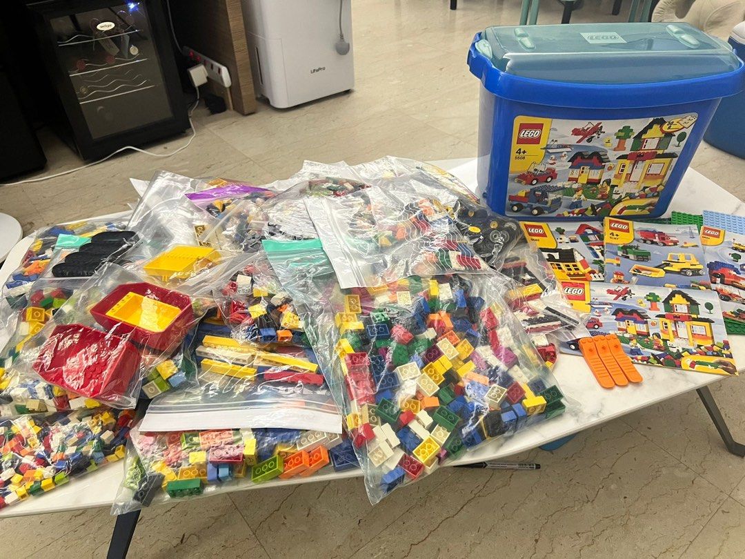 Lego bricks generic, Hobbies & Toys, Toys & Games on Carousell