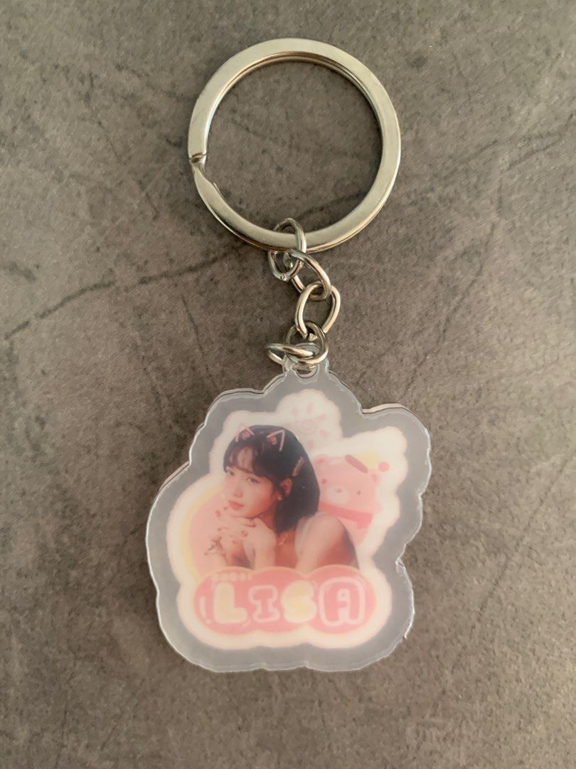 Lisa blackpink keychain, Hobbies & Toys, Memorabilia & Collectibles, K ...