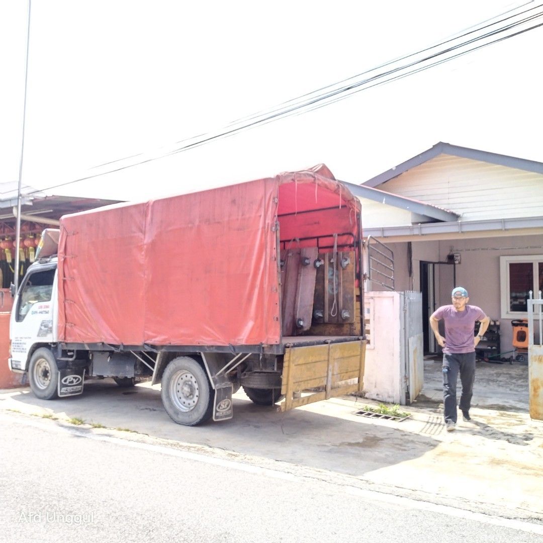 Lorry Sewa 2 tan & 5 tan, Cars, Vehicle Rentals on Carousell