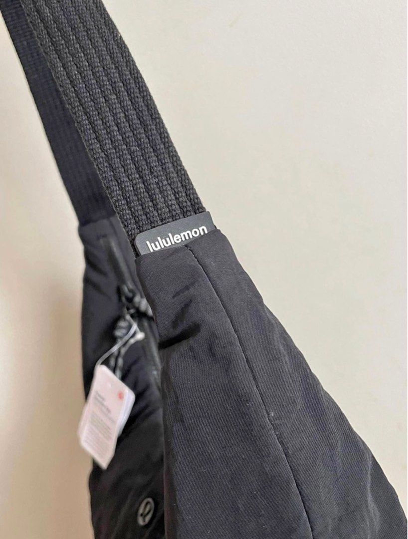 lululemon shoulder bag, Women's Fashion, Activewear on Carousell