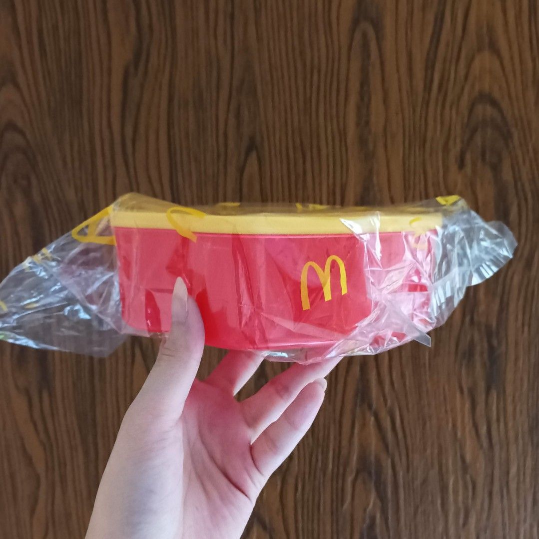 Lunch Box Kotak Tempat Makan Mcd Mcdonald Apel Merah Kuning, Kitchen ...