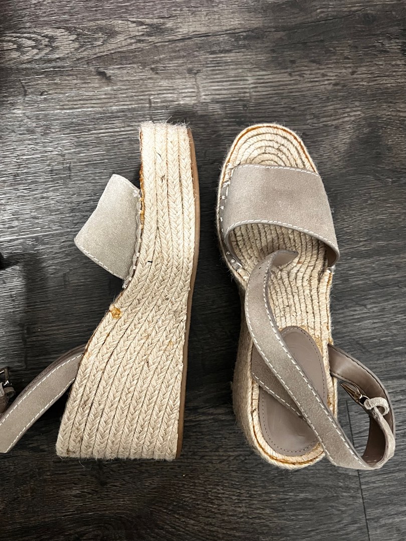 Mango Wedges, Women's Fashion, Footwear, Wedges on Carousell