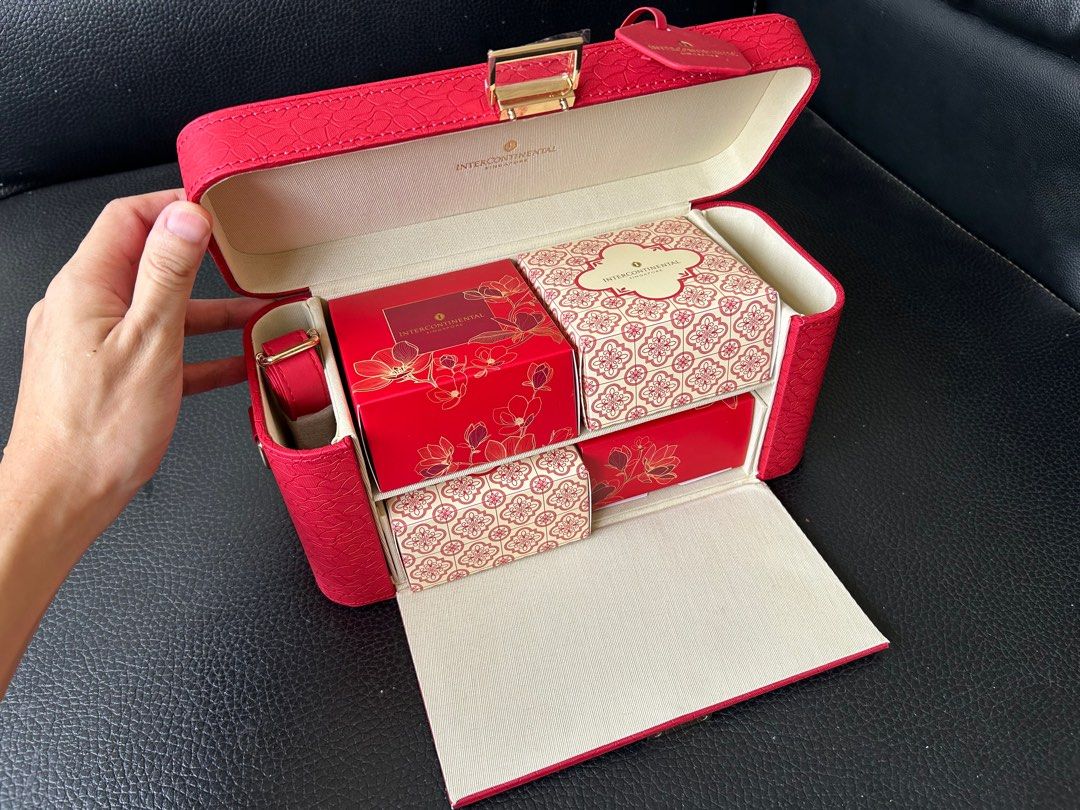 Mooncake box intercontinental 2023, Women's Fashion, Bags & Wallets ...