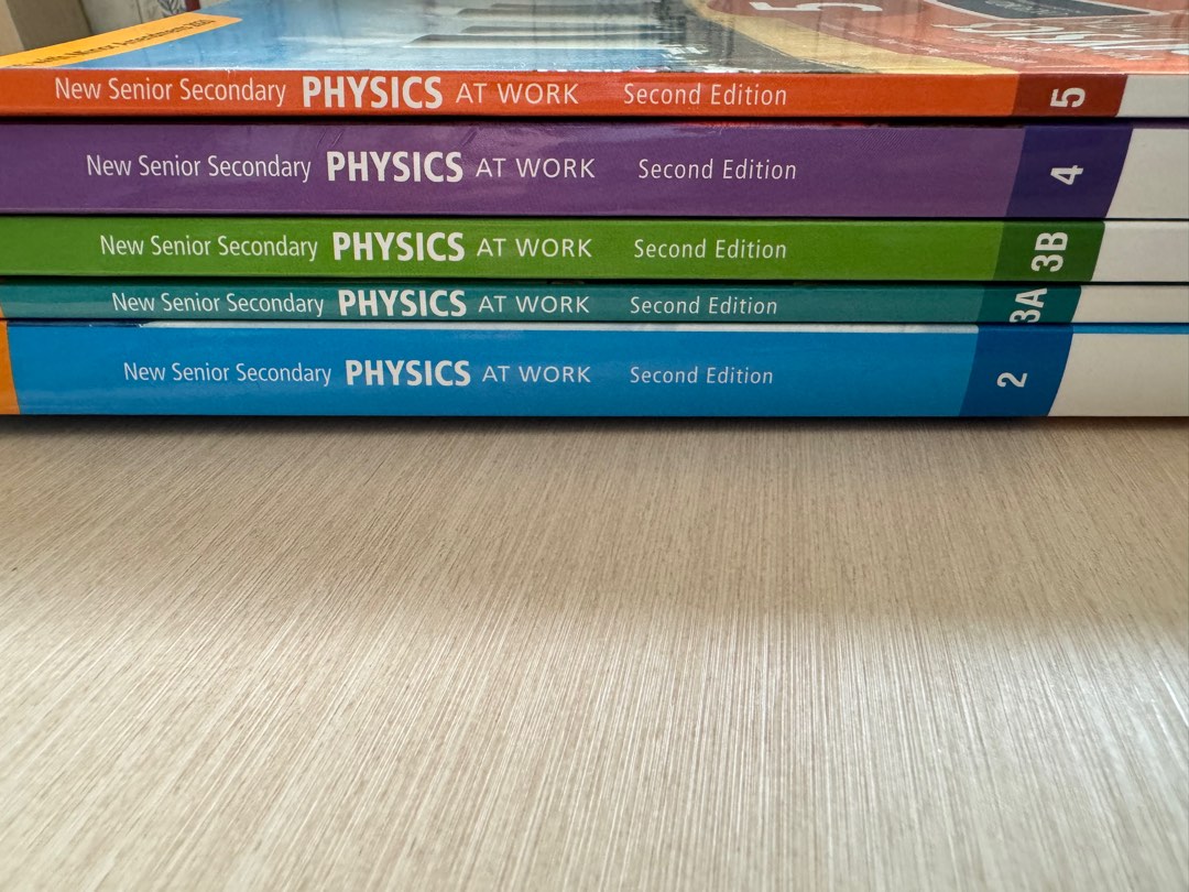 New Senior Secondary Physics At Work 2 3A 3B 4 5, 興趣及遊戲, 書本 & 文具, 教科書 ...