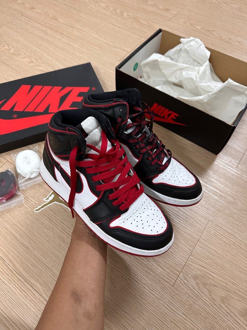 Nike AJ1 High Bloodline, Men's Fashion, Footwear, Sneakers on Carousell
