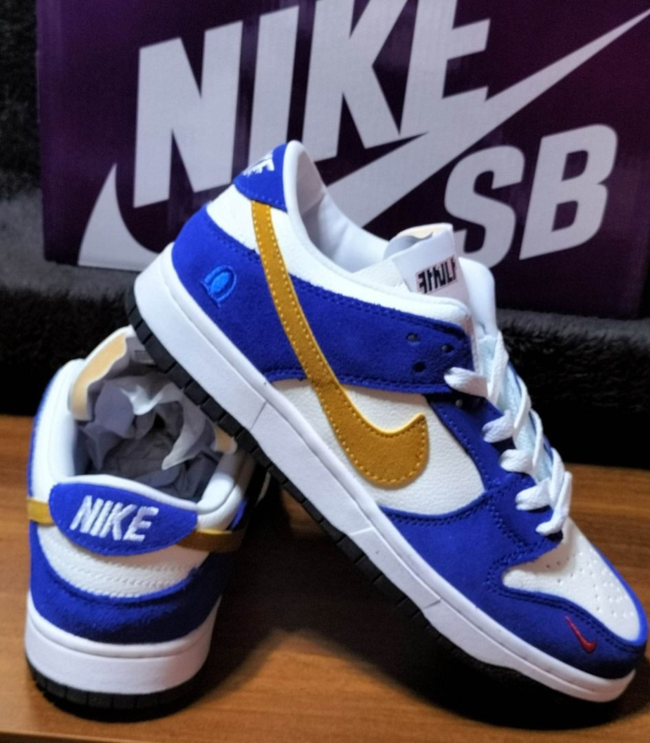 Nike Sb Dunk Womens Fashion Footwear Sneakers On Carousell