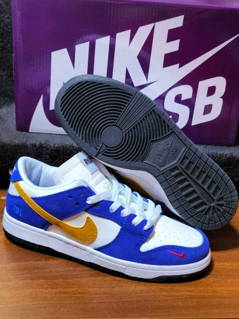 Nike Sb Dunk Womens Fashion Footwear Sneakers On Carousell