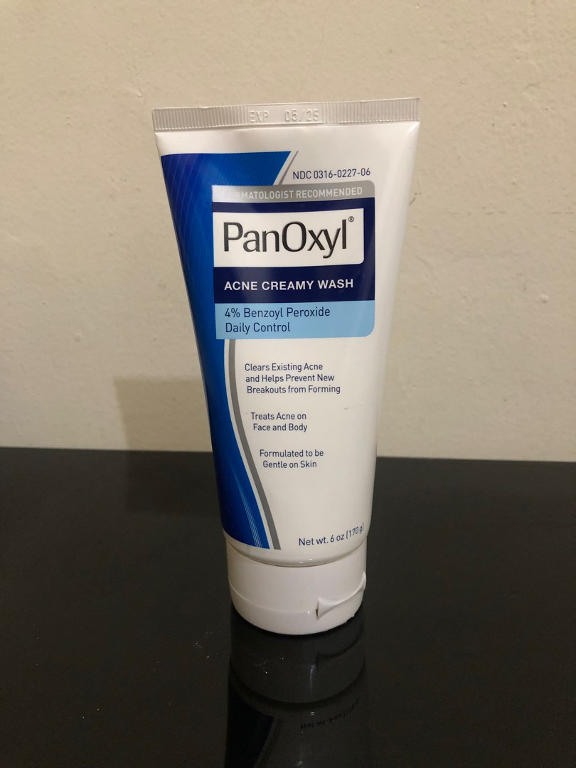 Panoxyl Acne Creamy Wash 4% Benzoyl Peroxide Daily Control, Kesehatan ...
