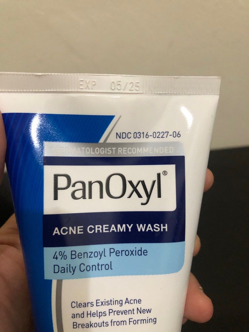 Panoxyl Acne Creamy Wash 4 Benzoyl Peroxide Daily Control Kesehatan